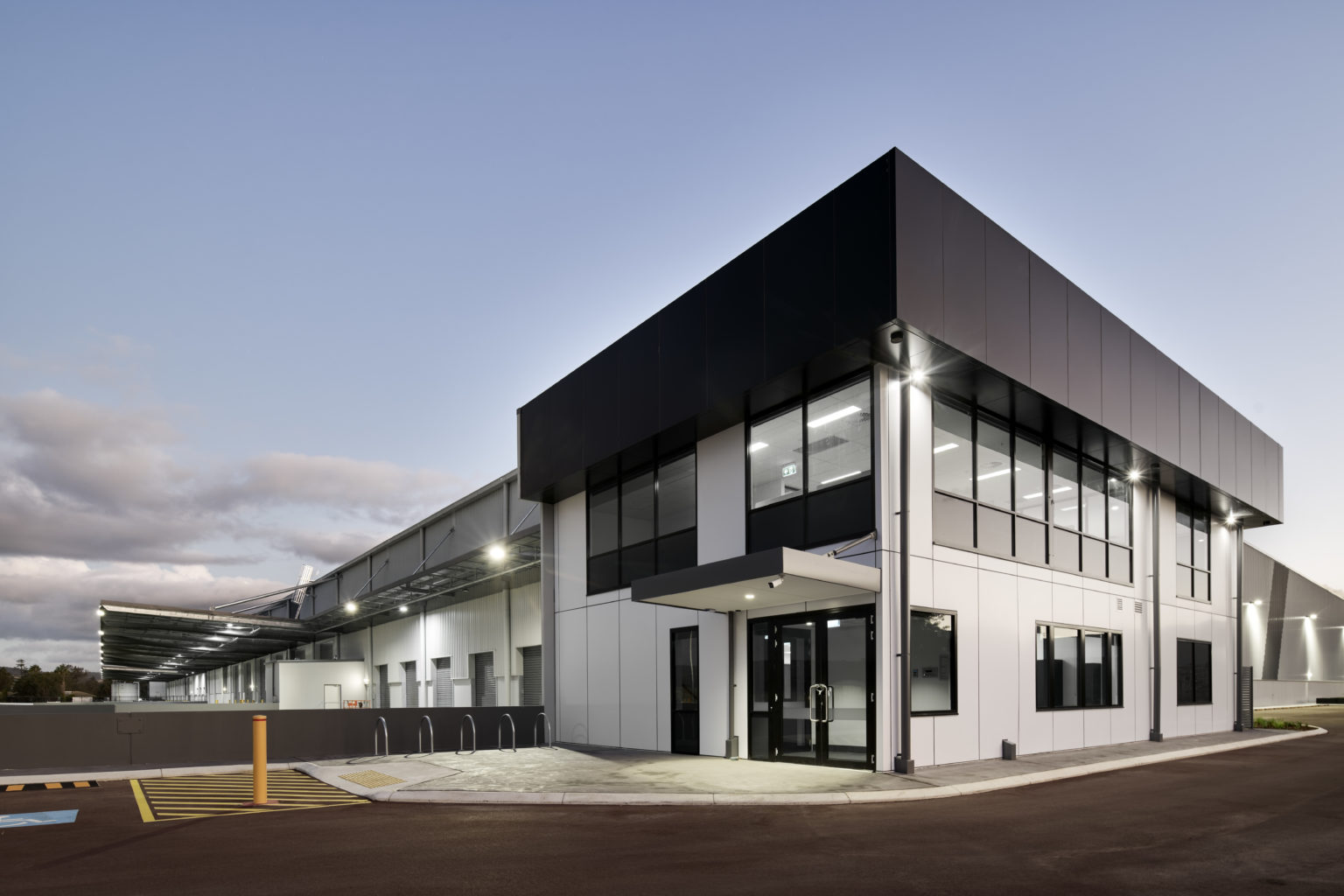 007 (3) - Q Design + Construct